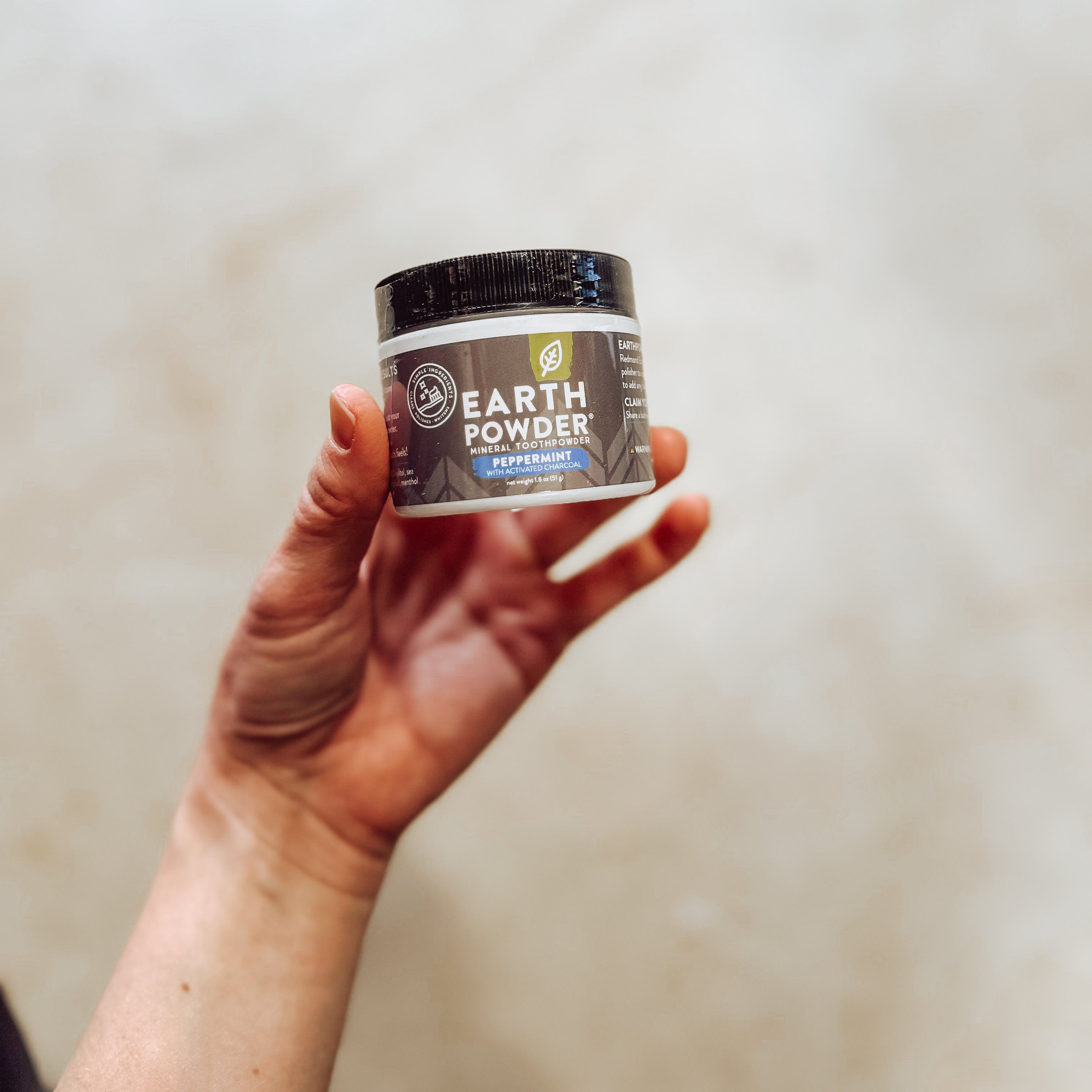 Earth Powder Toothpaste | Peppermint with Charcoal | Redmond – onemilefarms